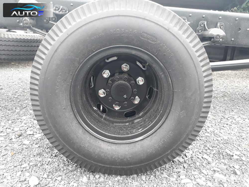 Isuzu FRR 650 (6.5 tấn - 6.7 mét): Thông số, giá bán và khuyến mãi (03/ ...