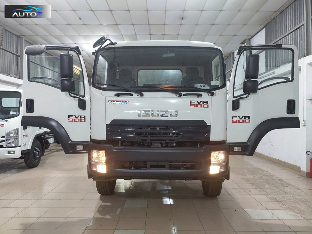 Isuzu FVR 900 (8 tấn; dài: 7.2m, 8.3m, 9.6m): Thông số, giá bán (03/2024)